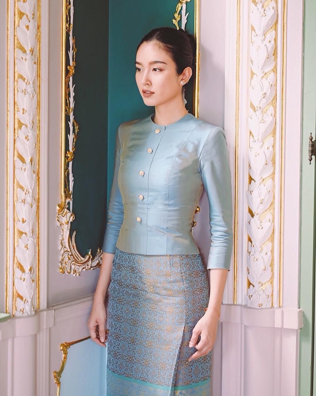 What is Chut Thai? Understanding Thai Traditional Clothing - Thailand ...