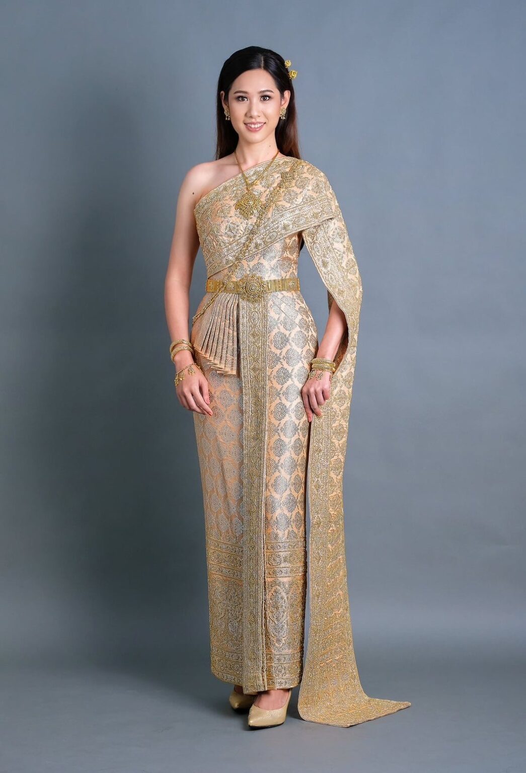 What is Chut Thai? Understanding Thai Traditional Clothing - Thailand ...